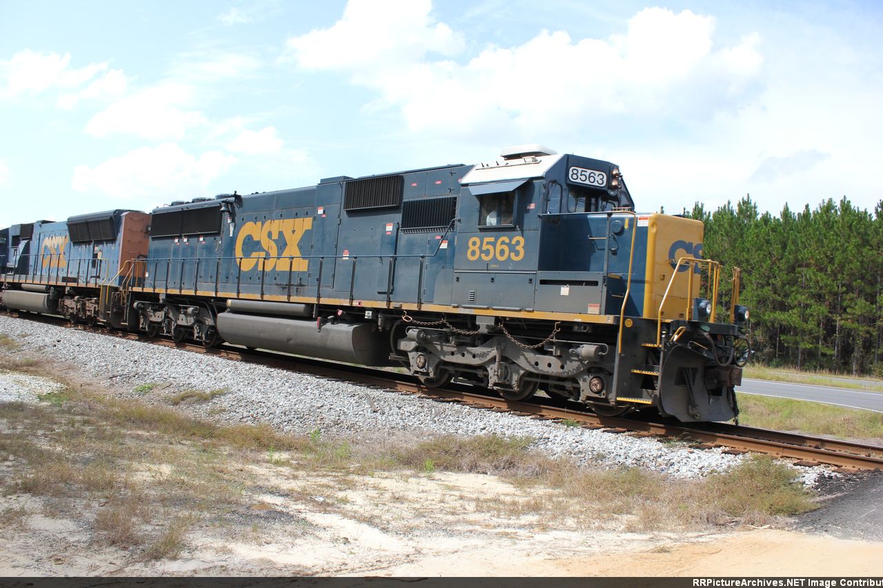 CSX 8563